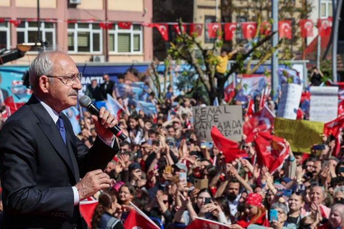 Önce garibanların çocukları işe alınacak